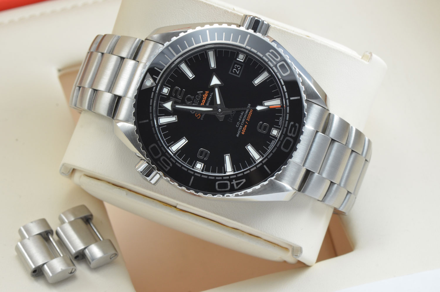 Omega Seamaster Planet Ocean 8900 Calibre Automatic Stainless Steel ...