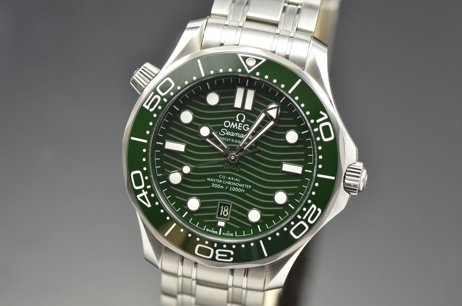 2023 Mens Omega Seamaster Diver 300M Green Dial Ceramic Co-Axial 42MM ...