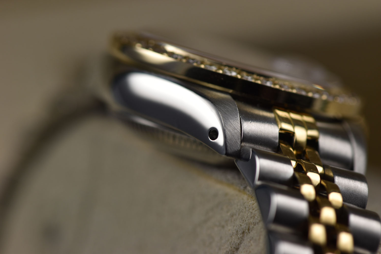 Ladies Rolex Datejust Stainless Steel & 18K Yellow Gold Mother of Pearl ...
